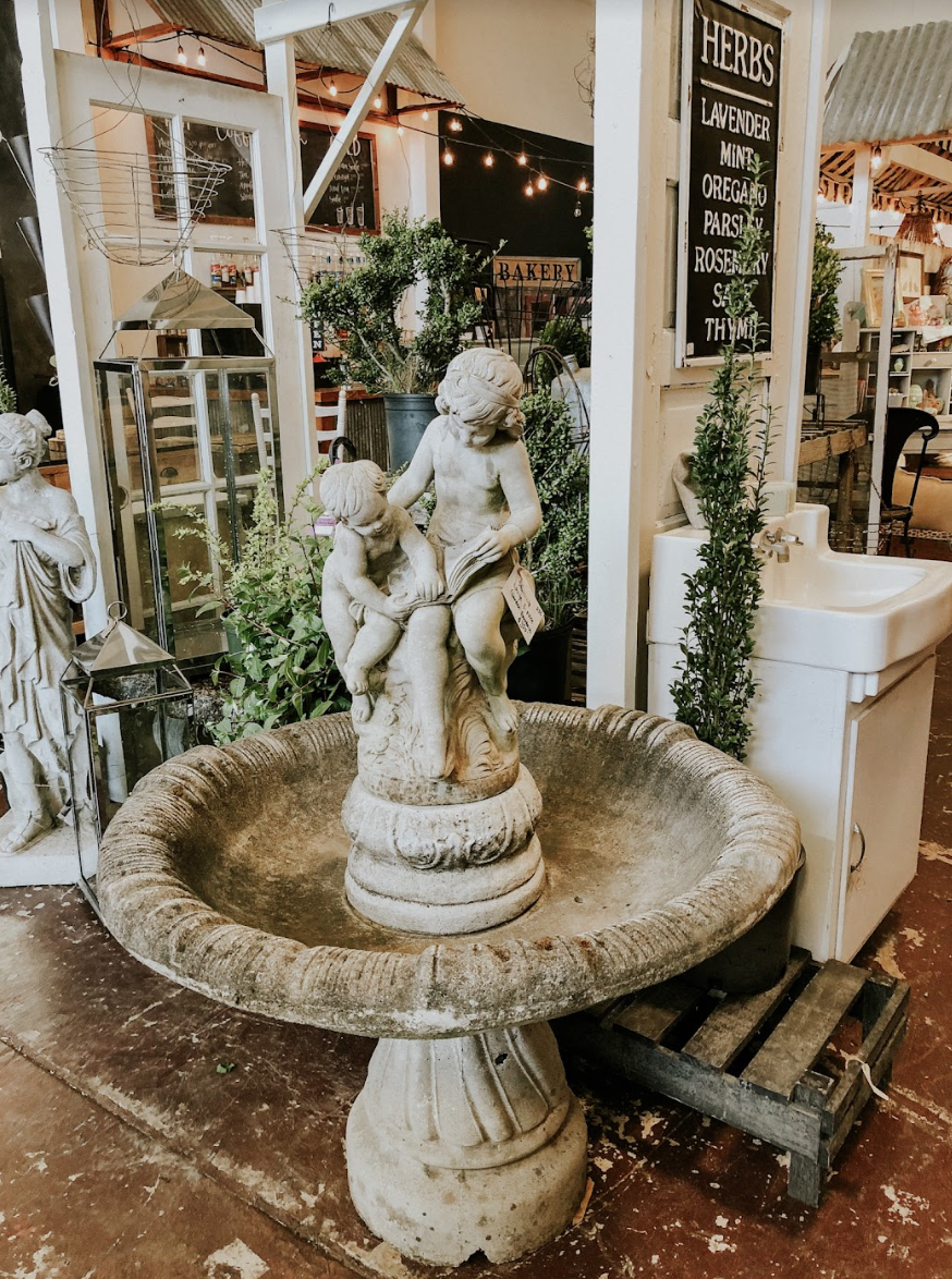 The Vintage Industry – Springfield, Oregon